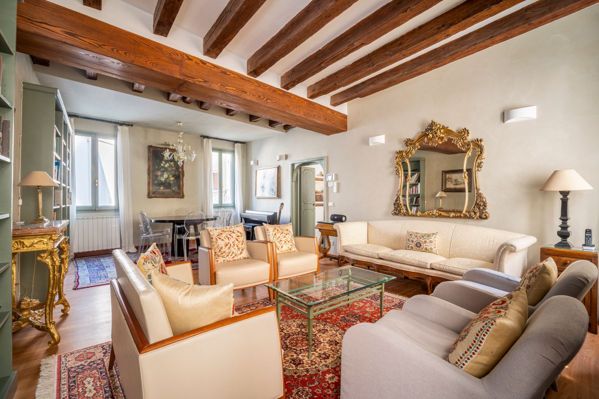 Corallina Townhouse, Venice | Oliver's Travels