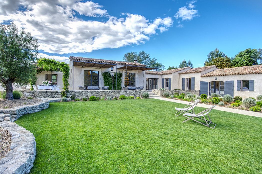 Villa Monin, Saint Remy de Provence | Oliver's Travels