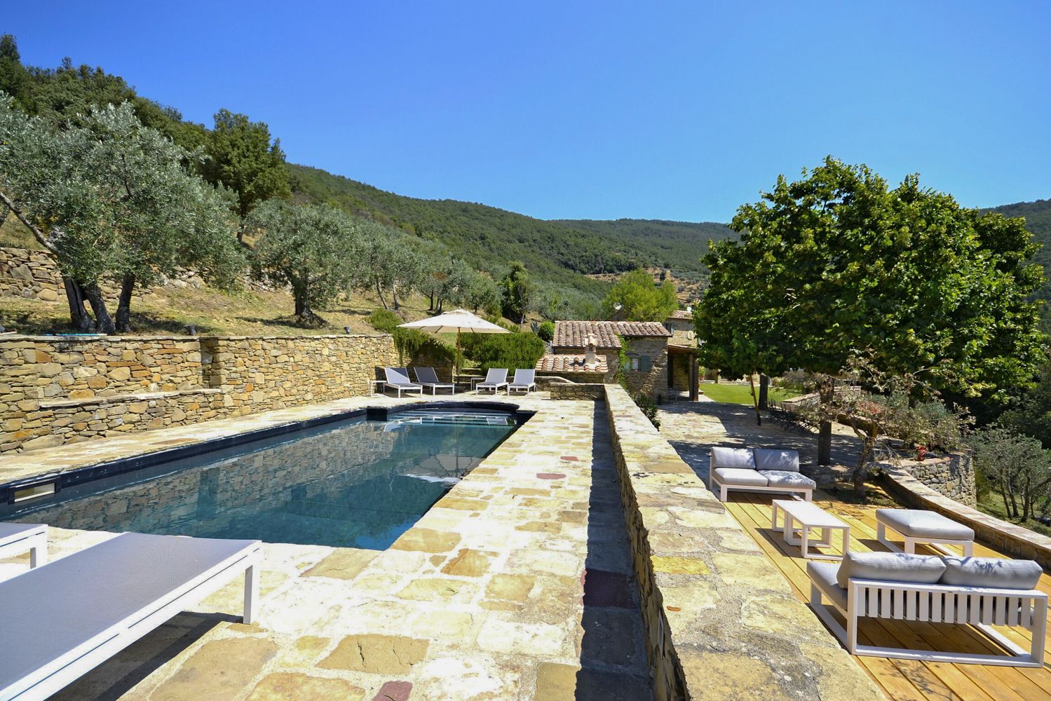 Villa Farnia, Arezzo | Oliver's Travels