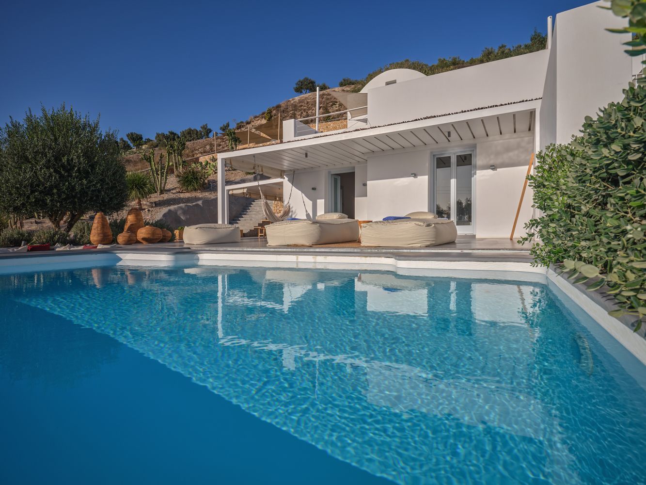 Villa Shades, South Santorini | Oliver's Travels