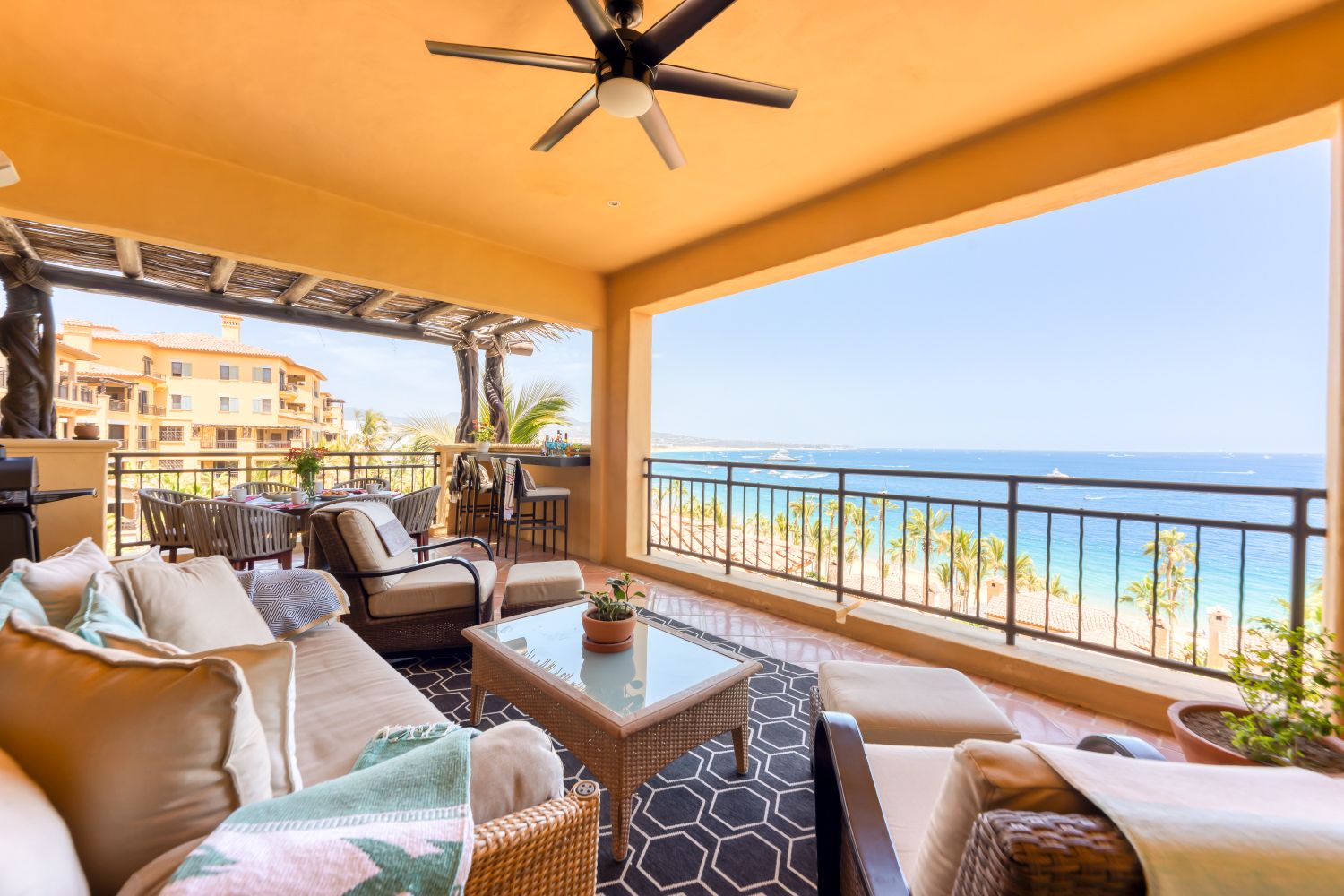 Hacienda Tendar, Cabo San Lucas | Oliver's Travels