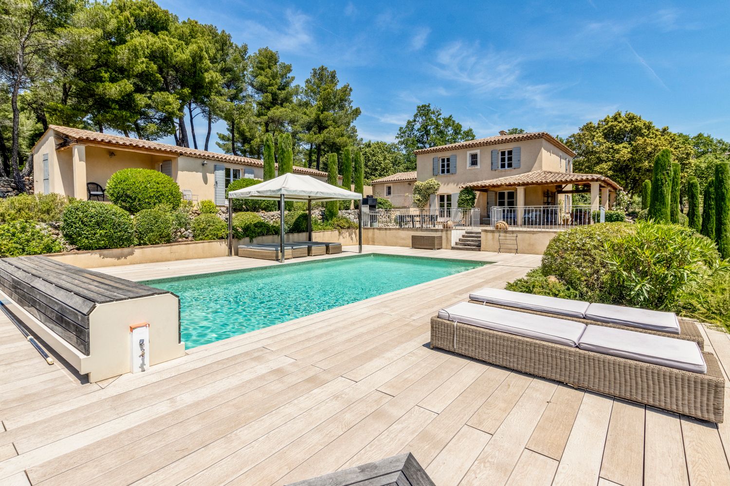 Maison Celte, Provence-Alpes | Oliver's Travels