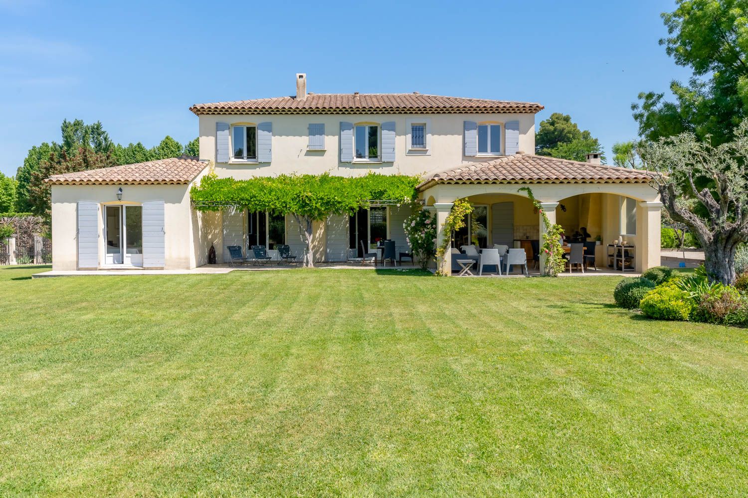 La Maison Libre, Saint Remy de Provence | Oliver's Travels