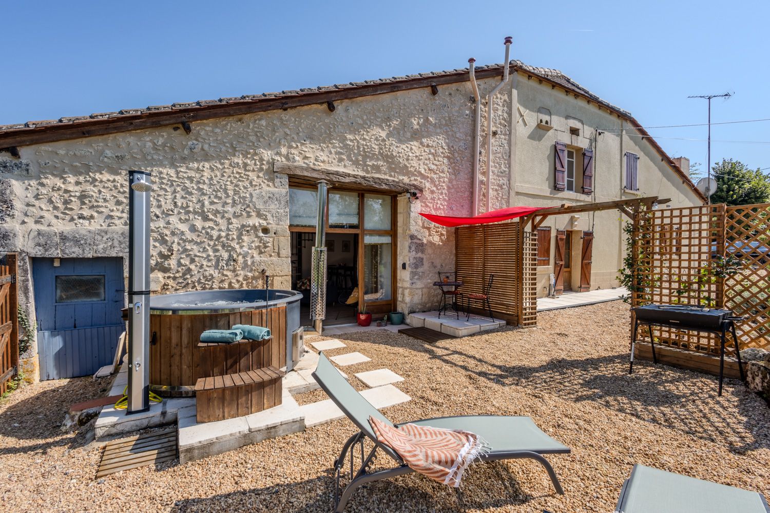 Maison Monterone, Dordogne | Oliver's Travels